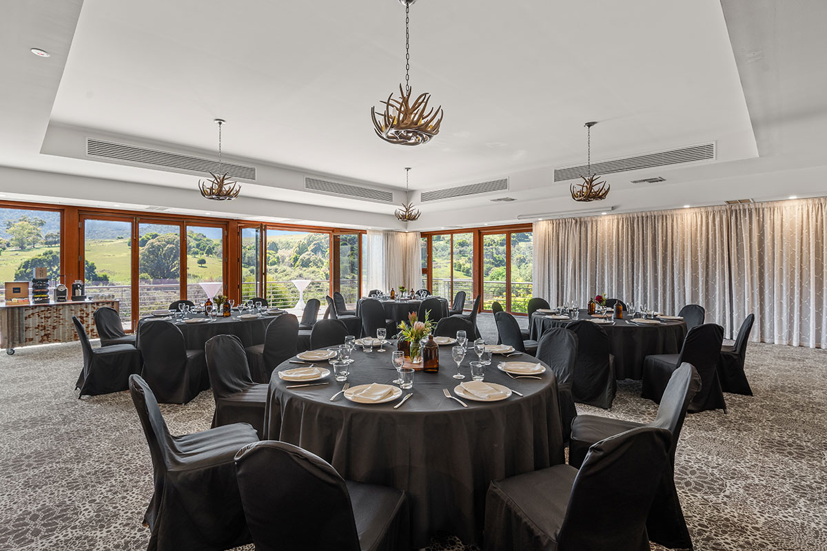 Meet - The Sebel Pinnacle Valley Resort